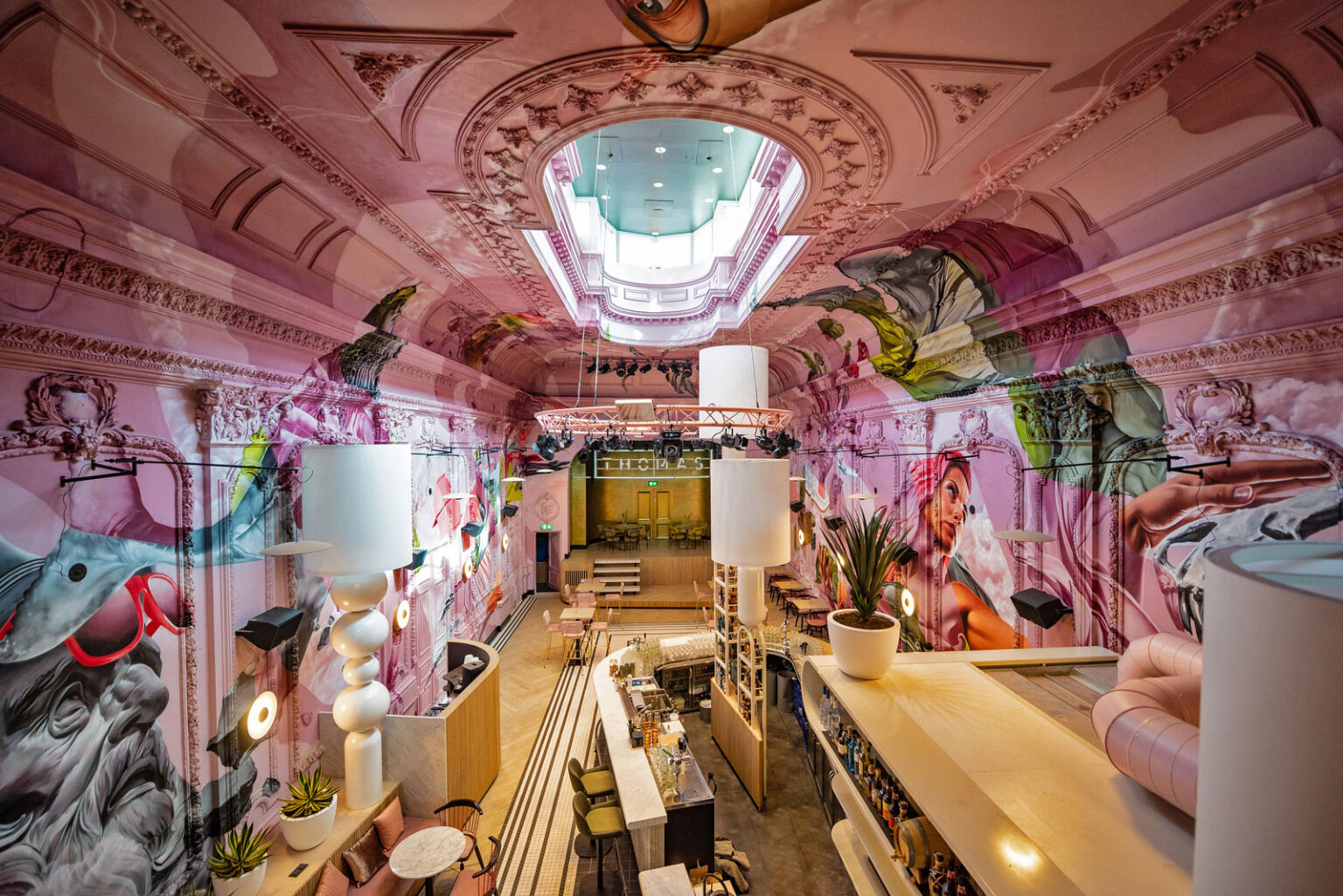 Café Thomas by the Glamorous Ottiu Beyond Upholstery