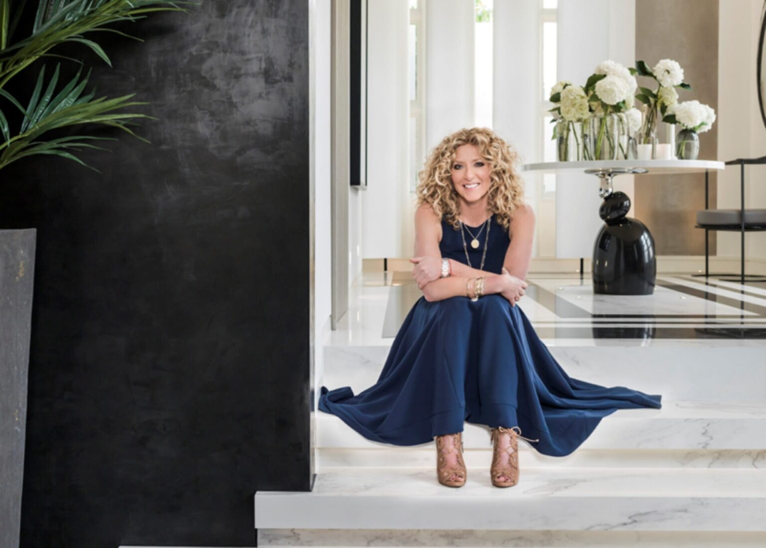 TOP 10 Interior Designers UK | Glamorous Ottiu Upholstery